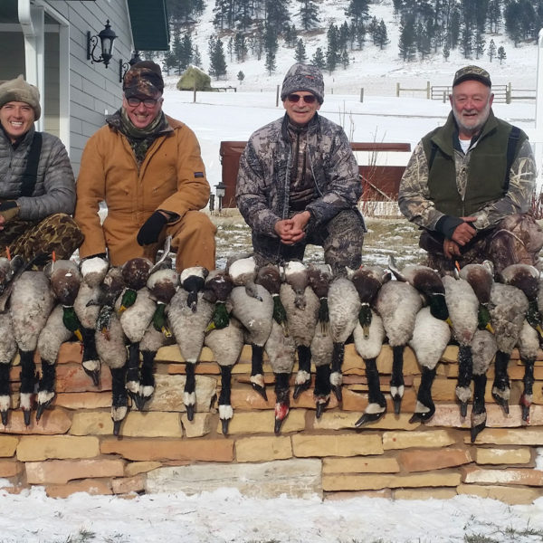 South Dakota Goose Hunting Guides & Nebraska Outfitters in SD – High ...