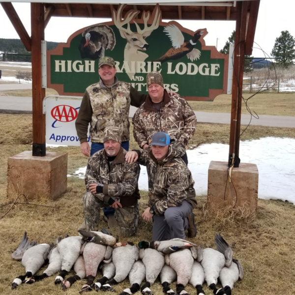 South Dakota Goose Hunting Guides & Nebraska Outfitters in SD – High ...